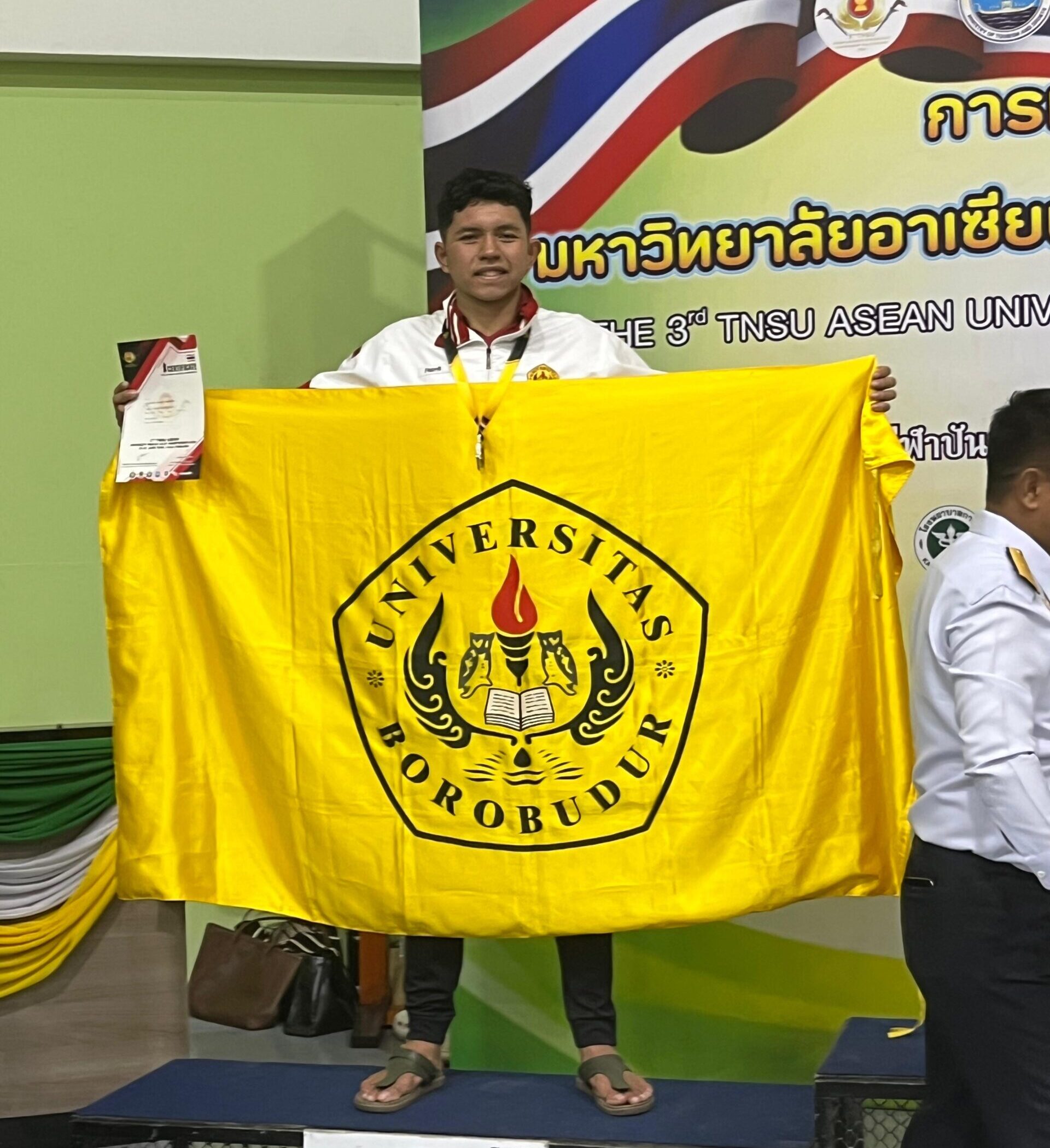 baefba88-932c-42f6-a8e4-1c29a91c13c6